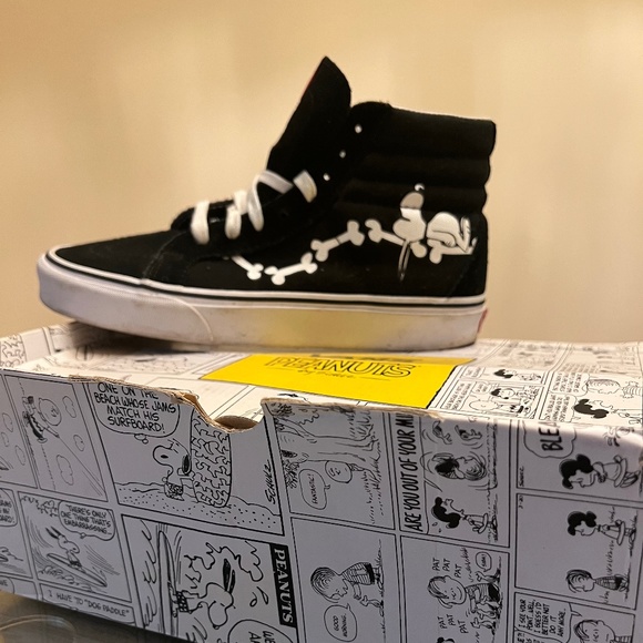 Vans | Shoes | Vans Black White Peanuts Snoopy Bones Edition Sneakers ...